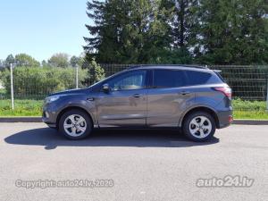 Grey Ford Kuga 2018 in Tallinn, with an engine capacity of 2.00 L and mileage of 195 thousand km for 13000 €, photo 3 on AUTOMOTO.COM.LV