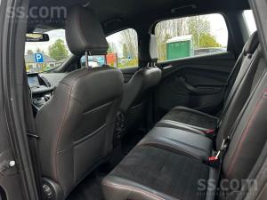 Pelēks Ford Kuga 2018 Jelgava, ar dzinēja tilpumu 2.00 L un nobraukumu 0 tūkst. km par 13500 €, foto 13 vietnē AUTOMOTO.COM.LV