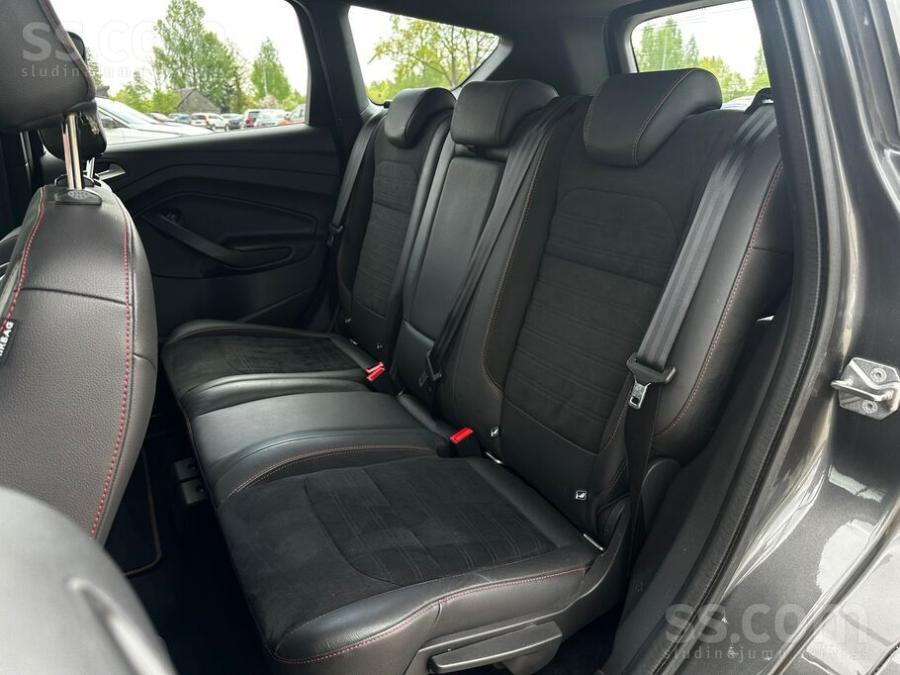 Pelēks Ford Kuga 2018 Jelgava, ar dzinēja tilpumu 2.00 L un nobraukumu 0 tūkst. km par 13500 €, foto 14 vietnē AUTOMOTO.COM.LV