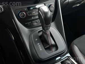 Pelēks Ford Kuga 2018 Jelgava, ar dzinēja tilpumu 2.00 L un nobraukumu 0 tūkst. km par 13500 €, foto 24 vietnē AUTOMOTO.COM.LV
