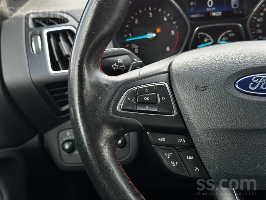 Pelēks Ford Kuga 2018 Jelgava, ar dzinēja tilpumu 2.00 L un nobraukumu 0 tūkst. km par 13500 €, foto 26 vietnē AUTOMOTO.COM.LV