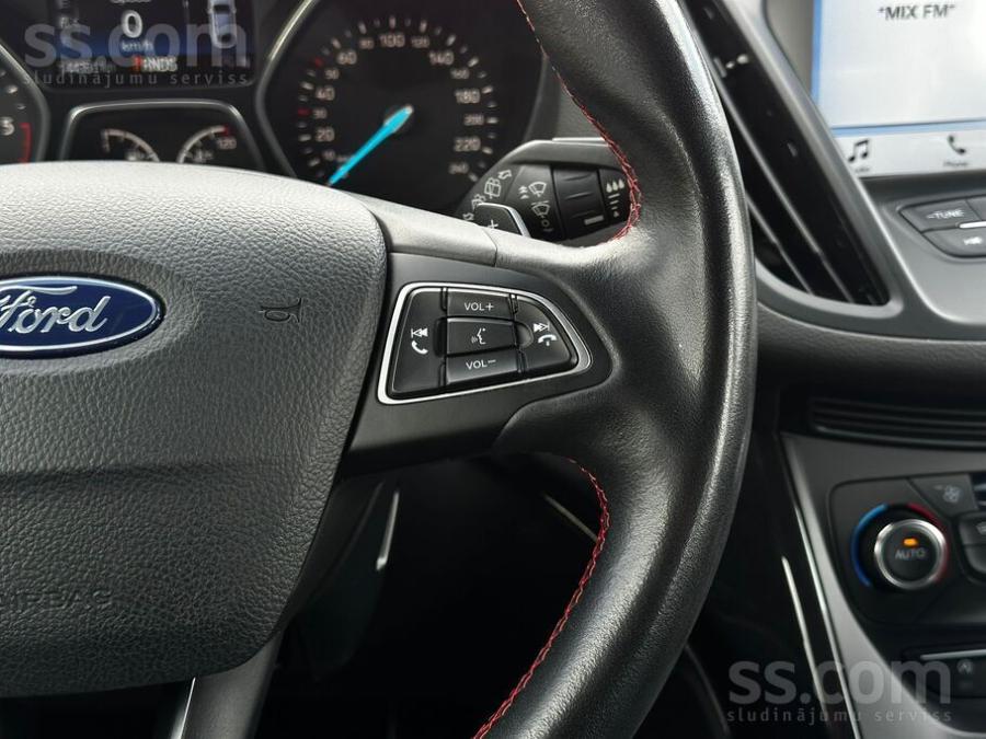 Pelēks Ford Kuga 2018 Jelgava, ar dzinēja tilpumu 2.00 L un nobraukumu 0 tūkst. km par 13500 €, foto 27 vietnē AUTOMOTO.COM.LV