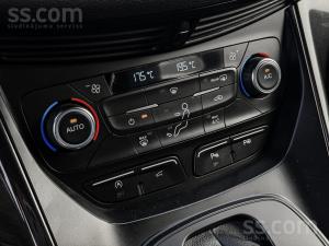 Pelēks Ford Kuga 2018 Rīga, ar dzinēja tilpumu 1.50 L un nobraukumu 0 tūkst. km par 12990 €, foto 27 vietnē AUTOMOTO.COM.LV