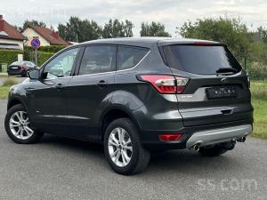 Grey Ford Kuga 2018 in Riga, with an engine capacity of 2.00 L and mileage of 200 thousand km for 9950 €, photo 3 on AUTOMOTO.COM.LV