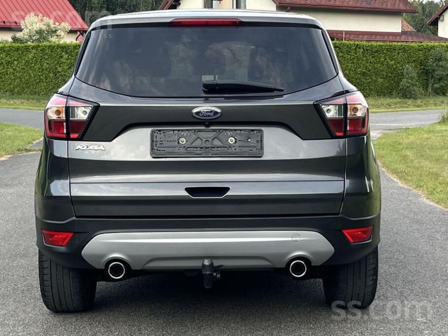 Grey Ford Kuga 2018 in Riga, with an engine capacity of 2.00 L and mileage of 200 thousand km for 9950 €, photo 7 on AUTOMOTO.COM.LV