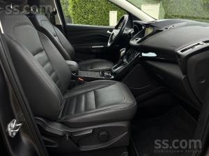 Grey Ford Kuga 2018 in Riga, with an engine capacity of 2.00 L and mileage of 200 thousand km for 9950 €, photo 12 on AUTOMOTO.COM.LV