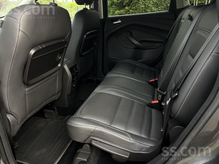 Grey Ford Kuga 2018 in Riga, with an engine capacity of 2.00 L and mileage of 200 thousand km for 9950 €, photo 13 on AUTOMOTO.COM.LV
