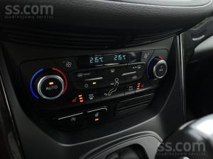 Grey Ford Kuga 2018 in Riga, with an engine capacity of 2.00 L and mileage of 200 thousand km for 9950 €, photo 19 on AUTOMOTO.COM.LV