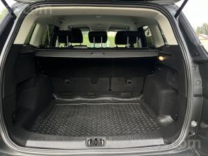 Grey Ford Kuga 2018 in Riga, with an engine capacity of 2.00 L and mileage of 200 thousand km for 9950 €, photo 24 on AUTOMOTO.COM.LV