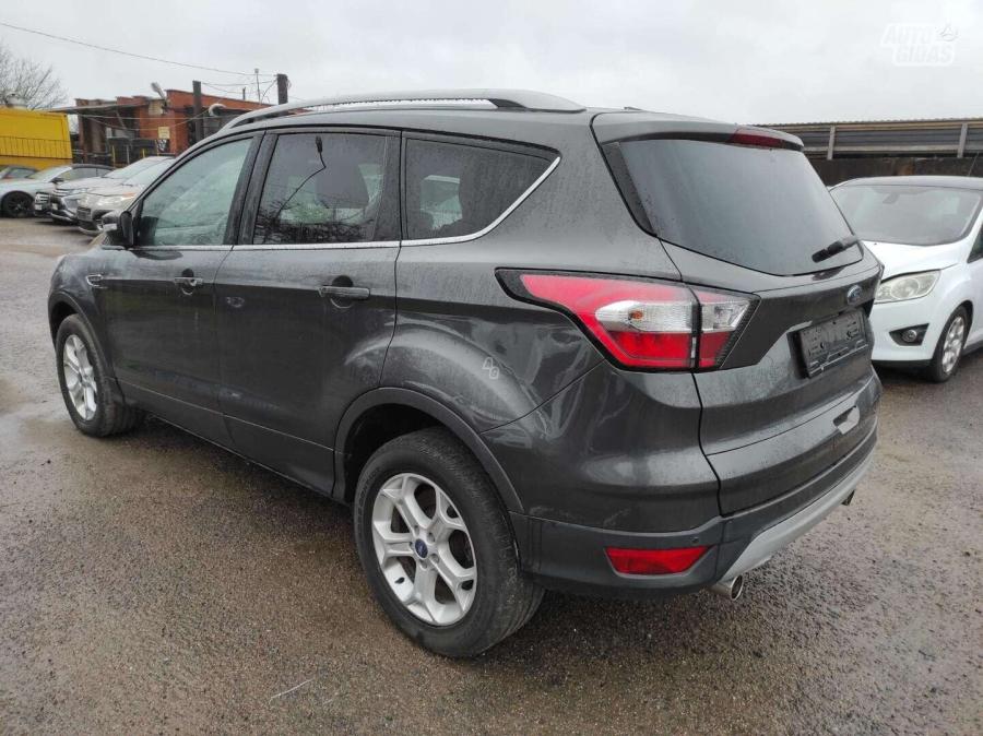 Grey Ford Kuga 2018 in Panevezys, with an engine capacity of 2.00 L and mileage of 125 thousand km for 11500 €, photo 13 on AUTOMOTO.COM.LV