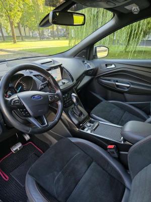 Grey Ford Kuga 2018 in Jonava, with an engine capacity of 2.00 L and mileage of 273 thousand km for 11600 €, photo 17 on AUTOMOTO.COM.LV