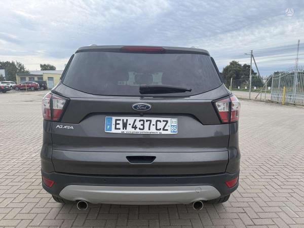 Форд Куга 2018 в Таураге на AUTOMOTO.COM.LV Серый Форд Куга 2018 в Таураге, объемом двигателя 1.50 л и пробегом 176 тыс. км за 9100 €, фото 5 на AUTOMOTO.COM.LV