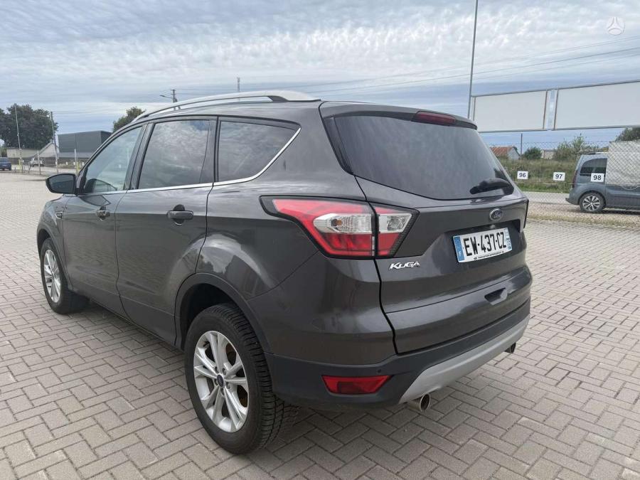 Pelēks Ford Kuga 2018 Tauragė, ar dzinēja tilpumu 1.50 L un nobraukumu 176 tūkst. km par 9100 €, foto 7 vietnē AUTOMOTO.COM.LV