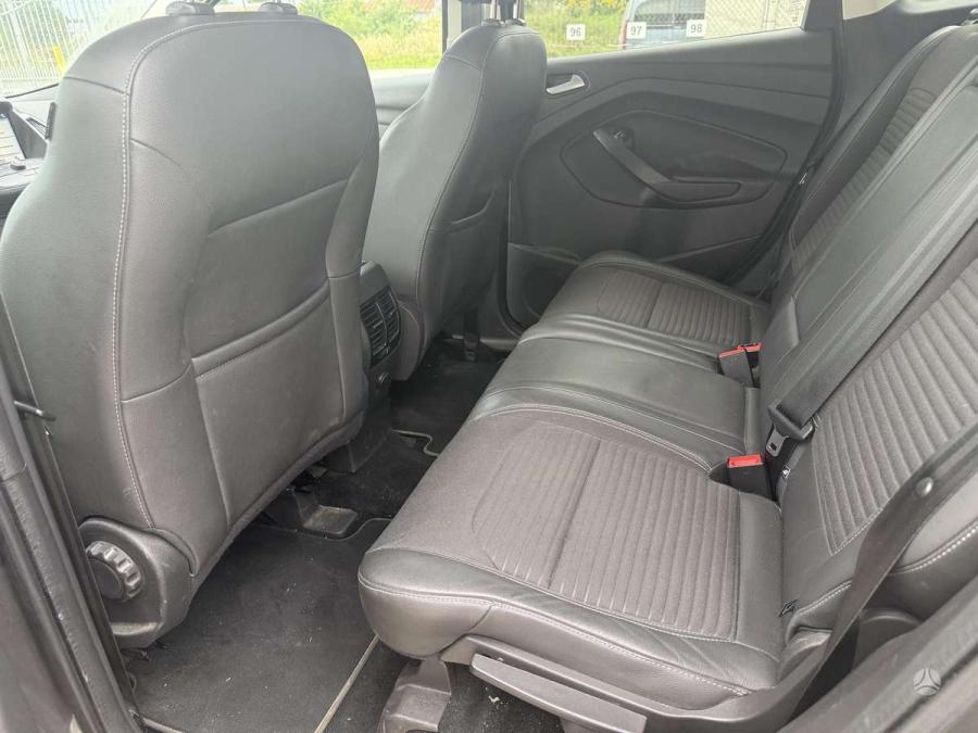 Pelēks Ford Kuga 2018 Tauragė, ar dzinēja tilpumu 1.50 L un nobraukumu 176 tūkst. km par 9100 €, foto 10 vietnē AUTOMOTO.COM.LV