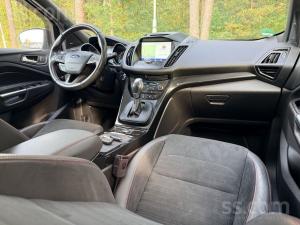 Pelēks Ford Kuga 2018 Ogre, ar dzinēja tilpumu 2.00 L un nobraukumu 221 tūkst. km par 12200 €, foto 12 vietnē AUTOMOTO.COM.LV