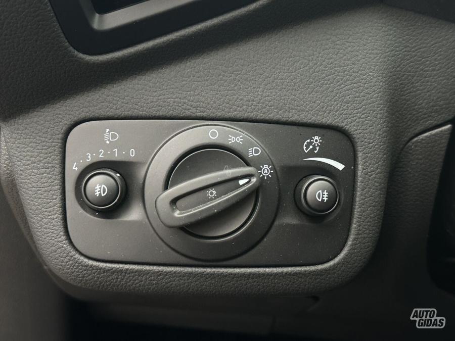 Pelēks Ford Kuga 2018 Kauņa, ar dzinēja tilpumu 1.50 L un nobraukumu 94 tūkst. km par 14971 €, foto 31 vietnē AUTOMOTO.COM.LV