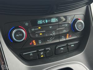 Pelēks Ford Kuga 2018 Kauņa, ar dzinēja tilpumu 1.50 L un nobraukumu 94 tūkst. km par 14971 €, foto 47 vietnē AUTOMOTO.COM.LV