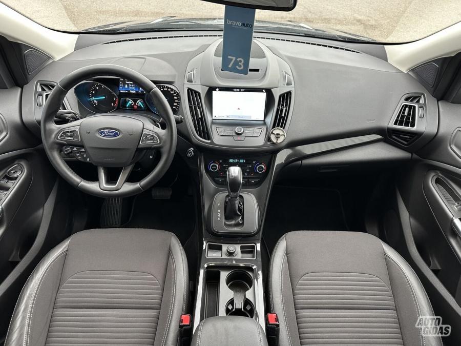 Pelēks Ford Kuga 2018 Kauņa, ar dzinēja tilpumu 1.50 L un nobraukumu 94 tūkst. km par 14971 €, foto 14 vietnē AUTOMOTO.COM.LV