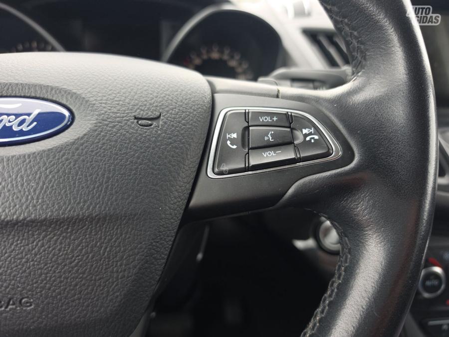 Grey Ford Kuga 2018 in Klaipeda, with an engine capacity of 2.00 L and mileage of 127 thousand km for 12500 €, photo 18 on AUTOMOTO.COM.LV