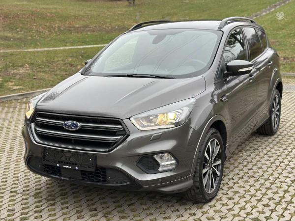 Grey Ford Kuga 2019 in Kaunas, with an engine capacity of 2.00 L and mileage of 226 thousand km for 12950 €, photo 8 on AUTOMOTO.COM.LV