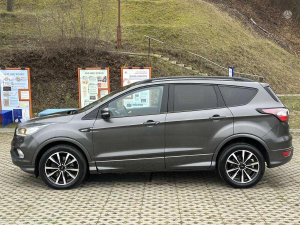Grey Ford Kuga 2019 in Kaunas, with an engine capacity of 2.00 L and mileage of 226 thousand km for 12950 €, photo 9 on AUTOMOTO.COM.LV