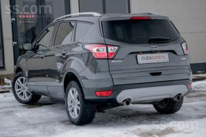 Grey Ford Kuga 2019 in Tukums, with an engine capacity of 1.50 L and mileage of 96 thousand km for 12495 €, photo 5 on AUTOMOTO.COM.LV