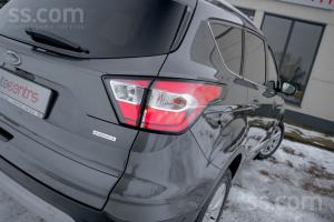 Grey Ford Kuga 2019 in Tukums, with an engine capacity of 1.50 L and mileage of 96 thousand km for 12495 €, photo 8 on AUTOMOTO.COM.LV