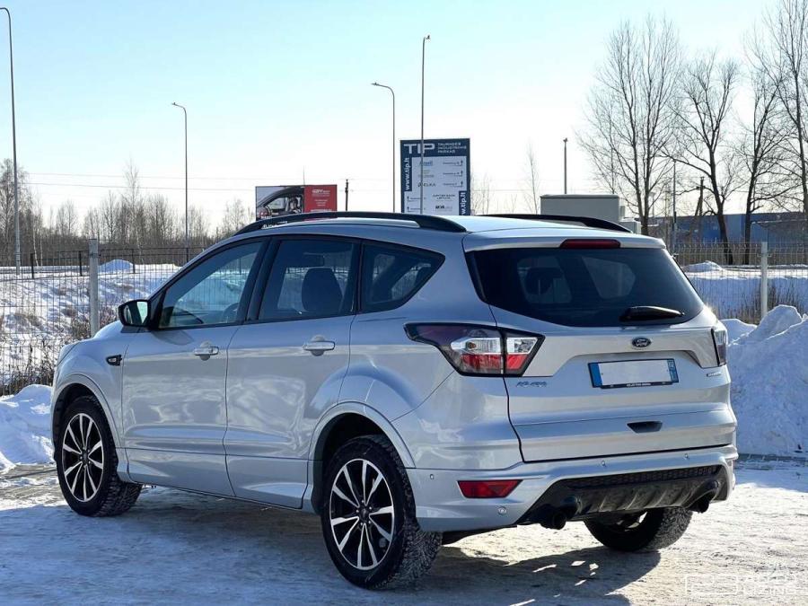 Pelēks Ford Kuga 2019 Tauragė, ar dzinēja tilpumu 1.50 L un nobraukumu 249 tūkst. km par 9900 €, foto 8 vietnē AUTOMOTO.COM.LV