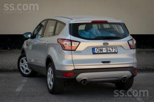 Grey Ford Kuga 2019 in Tukums, with an engine capacity of 1.50 L and mileage of 128 thousand km for 13950 €, photo 5 on AUTOMOTO.COM.LV