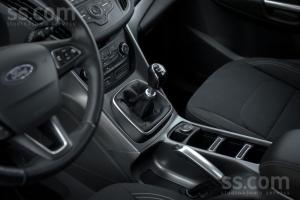 Grey Ford Kuga 2019 in Tukums, with an engine capacity of 1.50 L and mileage of 128 thousand km for 13950 €, photo 25 on AUTOMOTO.COM.LV