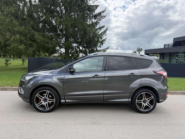 Grey Ford Kuga 2019 in Taurage, with an engine capacity of 2.00 L and mileage of 280 thousand km for 10200 €, photo 4 on AUTOMOTO.COM.LV