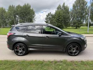 Grey Ford Kuga 2019 in Taurage, with an engine capacity of 2.00 L and mileage of 280 thousand km for 10200 €, photo 12 on AUTOMOTO.COM.LV