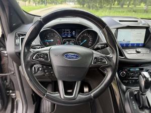 Grey Ford Kuga 2019 in Taurage, with an engine capacity of 2.00 L and mileage of 280 thousand km for 10200 €, photo 21 on AUTOMOTO.COM.LV