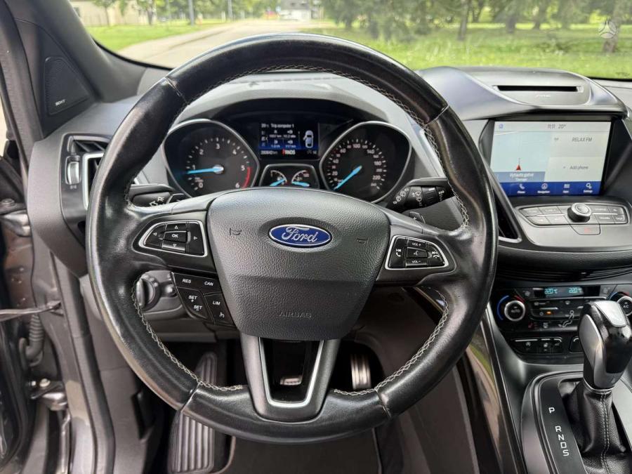 Grey Ford Kuga 2019 in Taurage, with an engine capacity of 2.00 L and mileage of 280 thousand km for 10200 €, photo 21 on AUTOMOTO.COM.LV