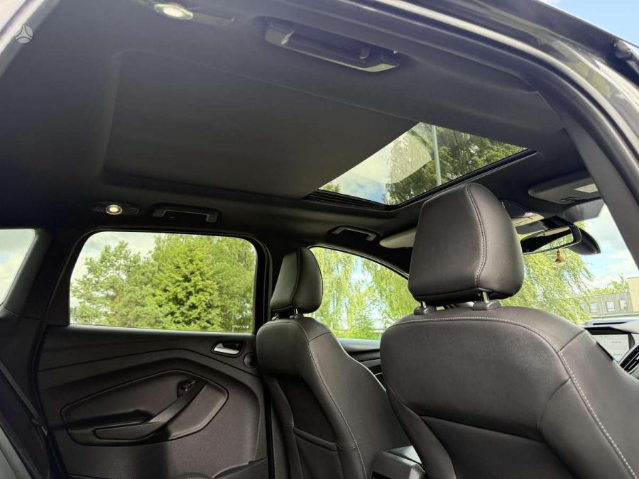 Grey Ford Kuga 2019 in Taurage, with an engine capacity of 2.00 L and mileage of 280 thousand km for 10200 €, photo 29 on AUTOMOTO.COM.LV