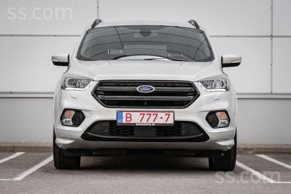 Pelēks Ford Kuga 2019 Rīga, ar dzinēja tilpumu 1.50 L un nobraukumu 113 tūkst. km par 15400 €, foto 3 vietnē AUTOMOTO.COM.LV