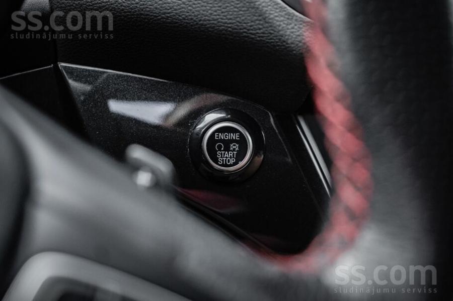 Pelēks Ford Kuga 2019 Rīga, ar dzinēja tilpumu 1.50 L un nobraukumu 113 tūkst. km par 15400 €, foto 25 vietnē AUTOMOTO.COM.LV
