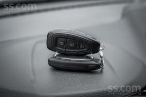 Pelēks Ford Kuga 2019 Rīga, ar dzinēja tilpumu 1.50 L un nobraukumu 113 tūkst. km par 15400 €, foto 31 vietnē AUTOMOTO.COM.LV