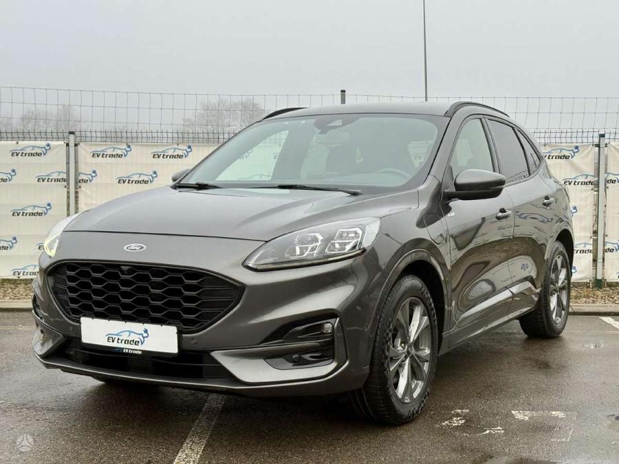 Pelēks Ford Kuga 2020 Viļņa, ar dzinēja tilpumu 2.49 L un nobraukumu 152 tūkst. km par 18900 €, foto 1 vietnē AUTOMOTO.COM.LV