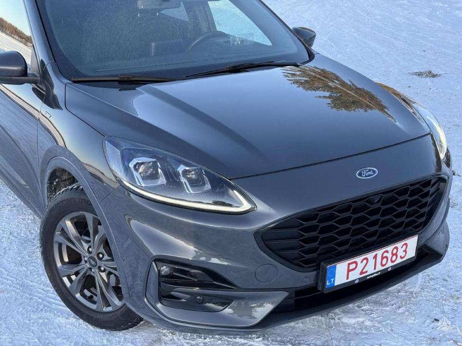 Pelēks Ford Kuga 2020 Raseiniai, ar dzinēja tilpumu 1.50 L un nobraukumu 232 tūkst. km par 15550 €, foto 3 vietnē AUTOMOTO.COM.LV