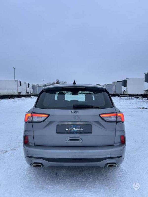 Pelēks Ford Kuga 2020 Viļņa, ar dzinēja tilpumu 2.49 L un nobraukumu 226 tūkst. km par 17700 €, foto 5 vietnē AUTOMOTO.COM.LV