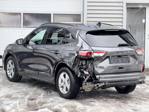 Pelēks Ford Kuga 2020 Kauņa, ar dzinēja tilpumu 2.49 L un nobraukumu 112 tūkst. km par 12300 €, foto 9 vietnē AUTOMOTO.COM.LV