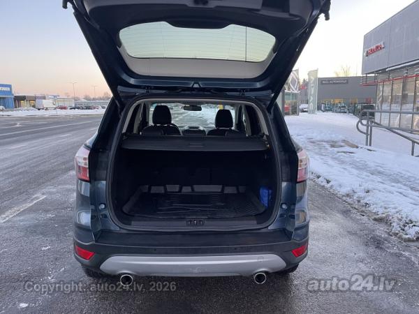 Grey Ford Kuga 2020 in Viljandi, with an engine capacity of 2.00 L and mileage of 199 thousand km for 13980 €, photo 11 on AUTOMOTO.COM.LV