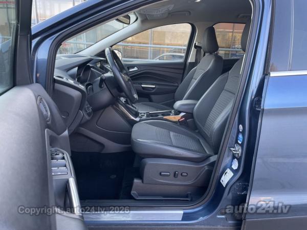 Grey Ford Kuga 2020 in Viljandi, with an engine capacity of 2.00 L and mileage of 199 thousand km for 13480 €, photo 5 on AUTOMOTO.COM.LV