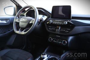 Grey Ford Kuga 2020 in Riga, with an engine capacity of 2.50 L and mileage of 198 thousand km for 17995 €, photo 14 on AUTOMOTO.COM.LV