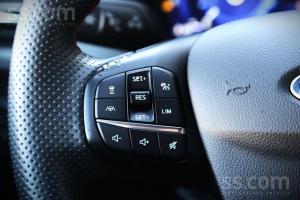 Grey Ford Kuga 2020 in Riga, with an engine capacity of 2.50 L and mileage of 198 thousand km for 17995 €, photo 19 on AUTOMOTO.COM.LV