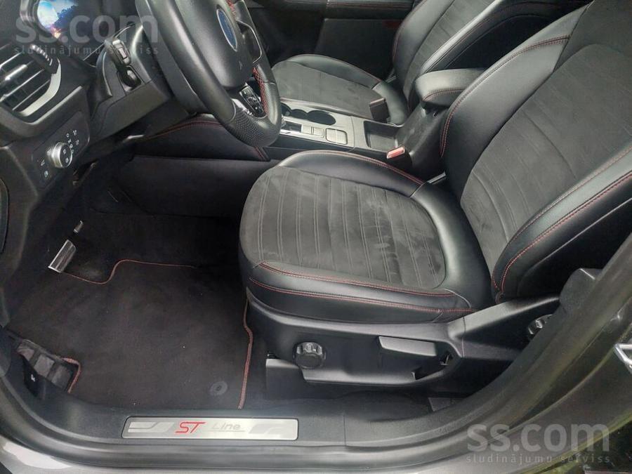 Pelēks Ford Kuga 2020 Valmiera, ar dzinēja tilpumu 2.50 L un nobraukumu 197 tūkst. km par 15900 €, foto 12 vietnē AUTOMOTO.COM.LV