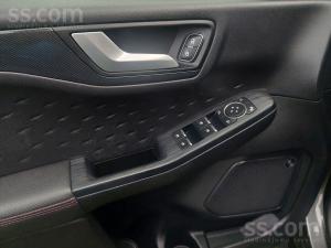 Pelēks Ford Kuga 2020 Valmiera, ar dzinēja tilpumu 2.50 L un nobraukumu 197 tūkst. km par 15900 €, foto 14 vietnē AUTOMOTO.COM.LV