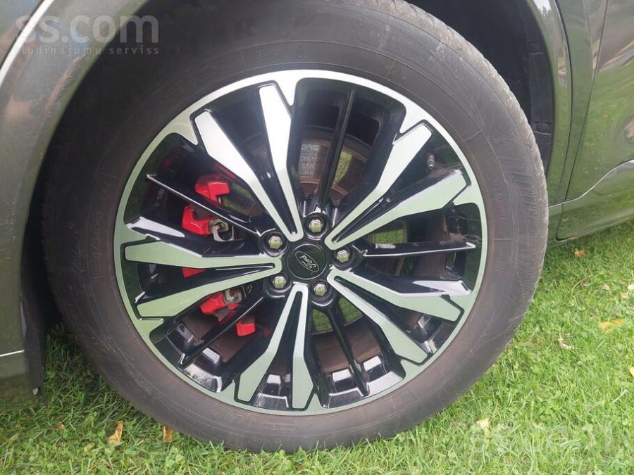 Pelēks Ford Kuga 2020 Valmiera, ar dzinēja tilpumu 2.50 L un nobraukumu 197 tūkst. km par 15900 €, foto 16 vietnē AUTOMOTO.COM.LV