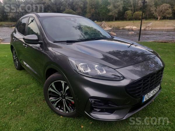 Grey Ford Kuga 2020 in Valmiera, with an engine capacity of 2.50 L and mileage of 197 thousand km for 15900 €, photo 2 on AUTOMOTO.COM.LV